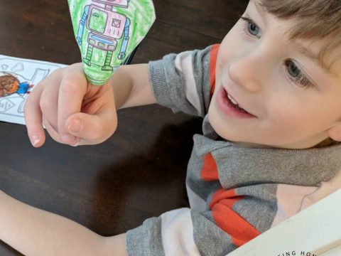 Printable Robot Finger Puppet Valentines | It's a Mother Thing
