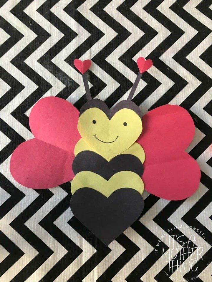 "Bee" Mine Valentine | Easy Construction Paper Craft | It's a Mother Thing