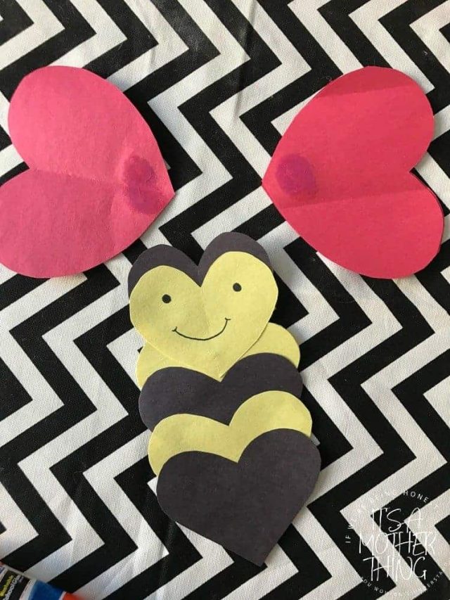 "Bee" Mine Valentine | Easy Construction Paper Craft | It's a Mother Thing