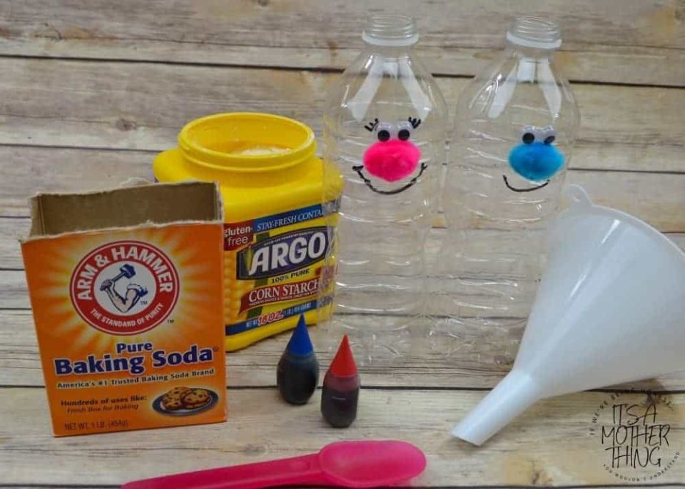 DIY Trolls Fizzy Chalk Spray Paint | It's a Mother Thing