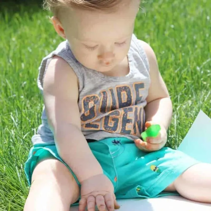 What is Messy Play and Why Is It Important? | It's a Mother Thing