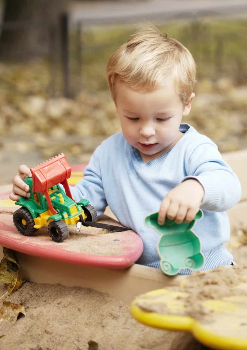What is Messy Play and Why Is It Important? | It's a Mother Thing