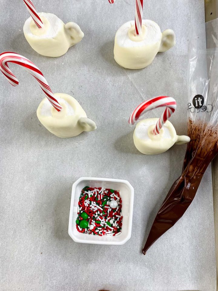 Candy Cane Marshmallow Hot Cocoa Cups | It's a Mother Thing