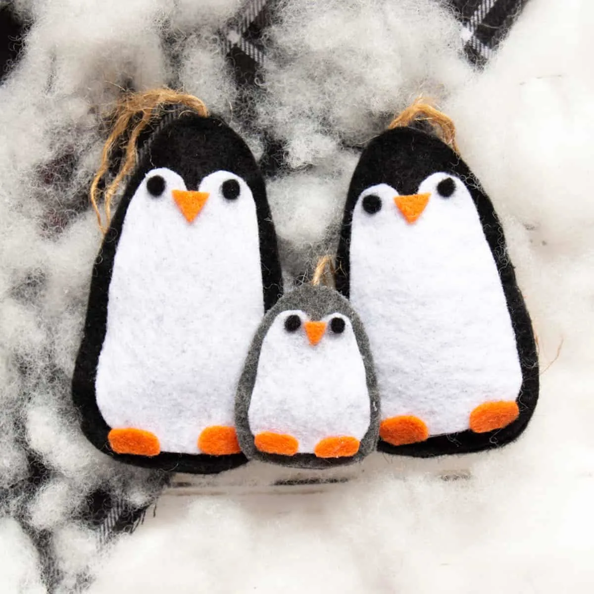 39 Easy Homemade Christmas Ornaments | It's a Mother Thing